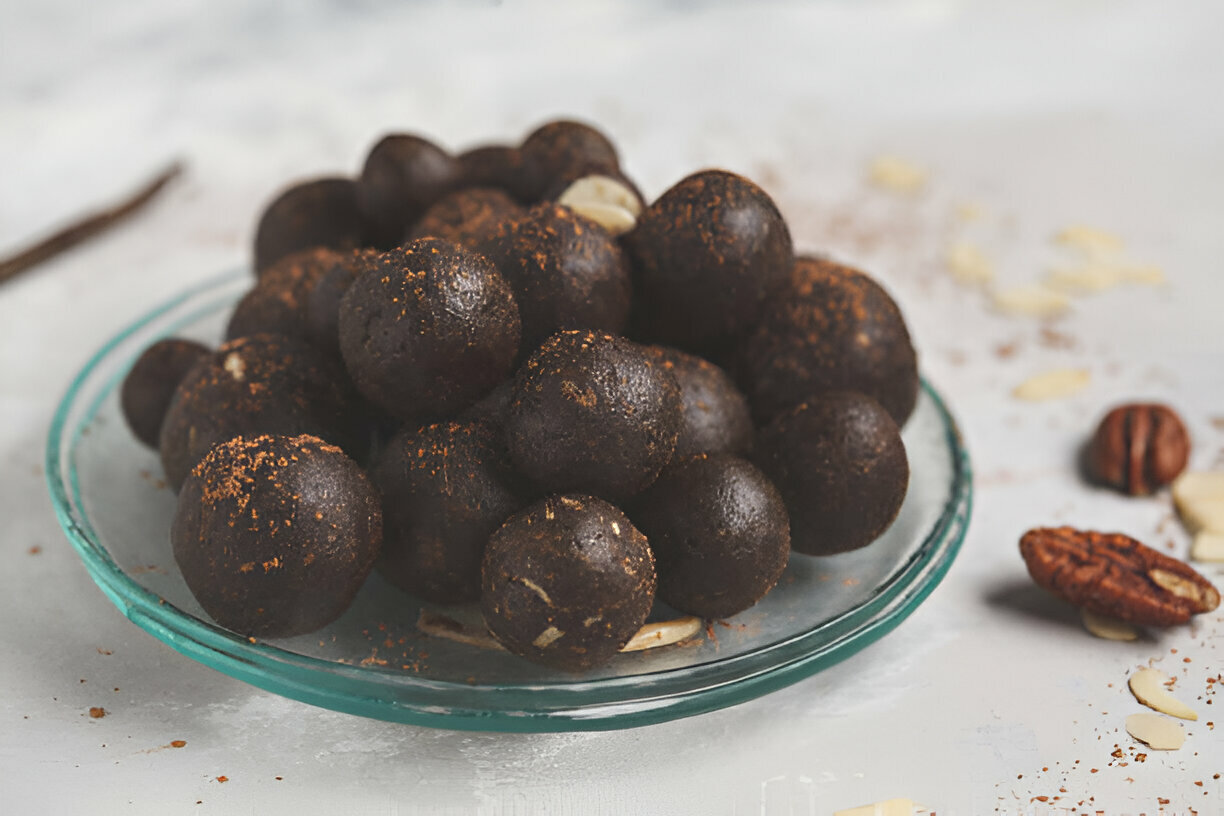 Indulgent Pecan Pie Truffles: A Sweet and Easy Recipe